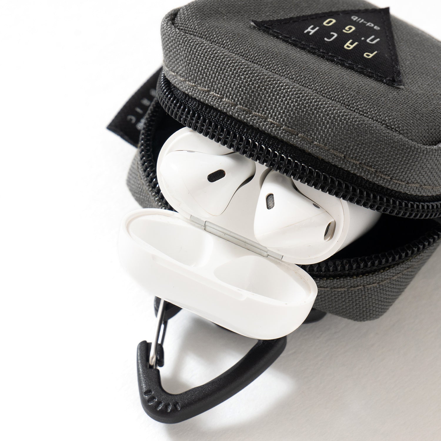 (BA269) AirPods Case – ad-lib